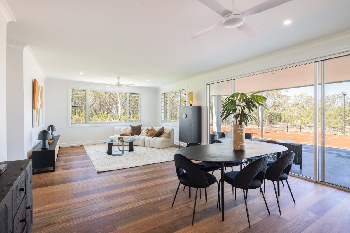 Executive Acreage Estate, Redland Bay - Premier Build