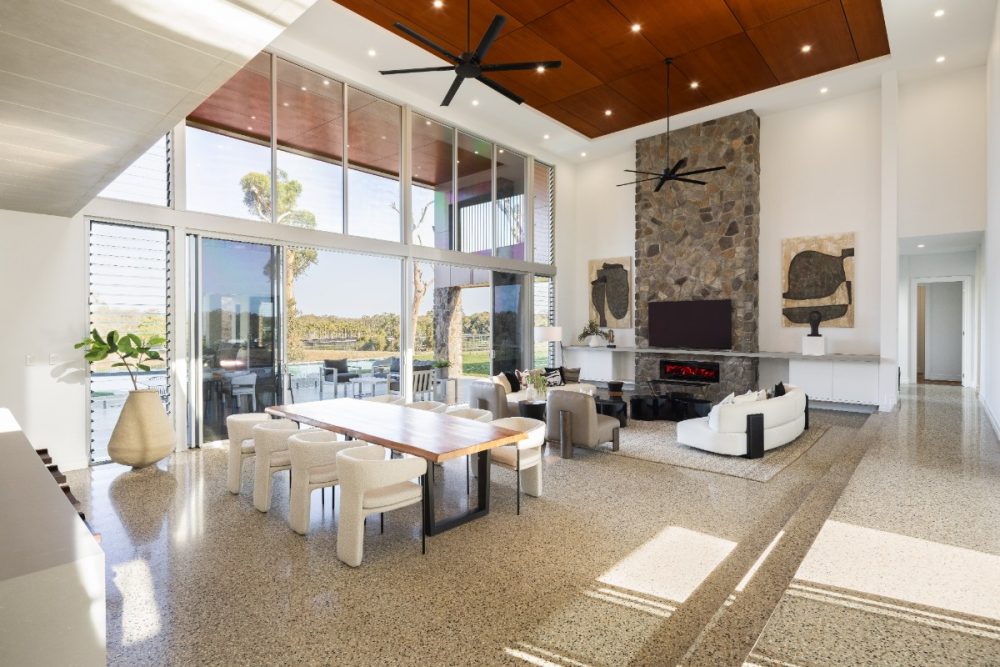 Executive Acreage Estate, Redland Bay - Premier Build
